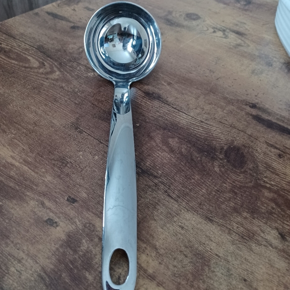 Oneida | Dining | Oneida Stainless Steel Ladle | Poshmark